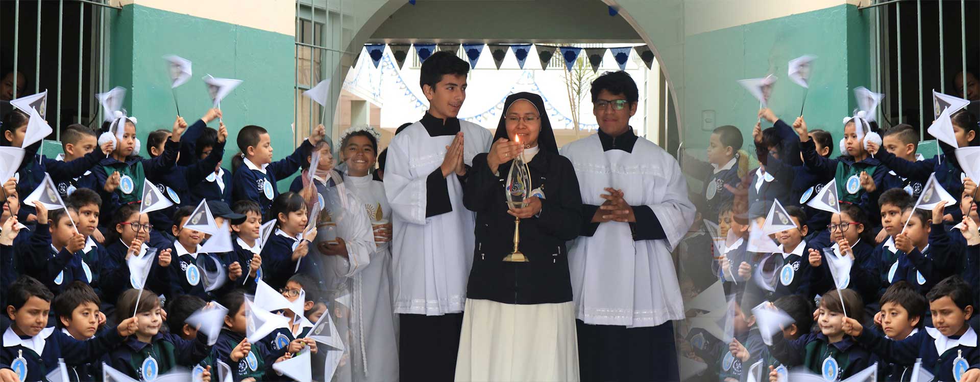 Bienvenida – Colegio Santa Rosa